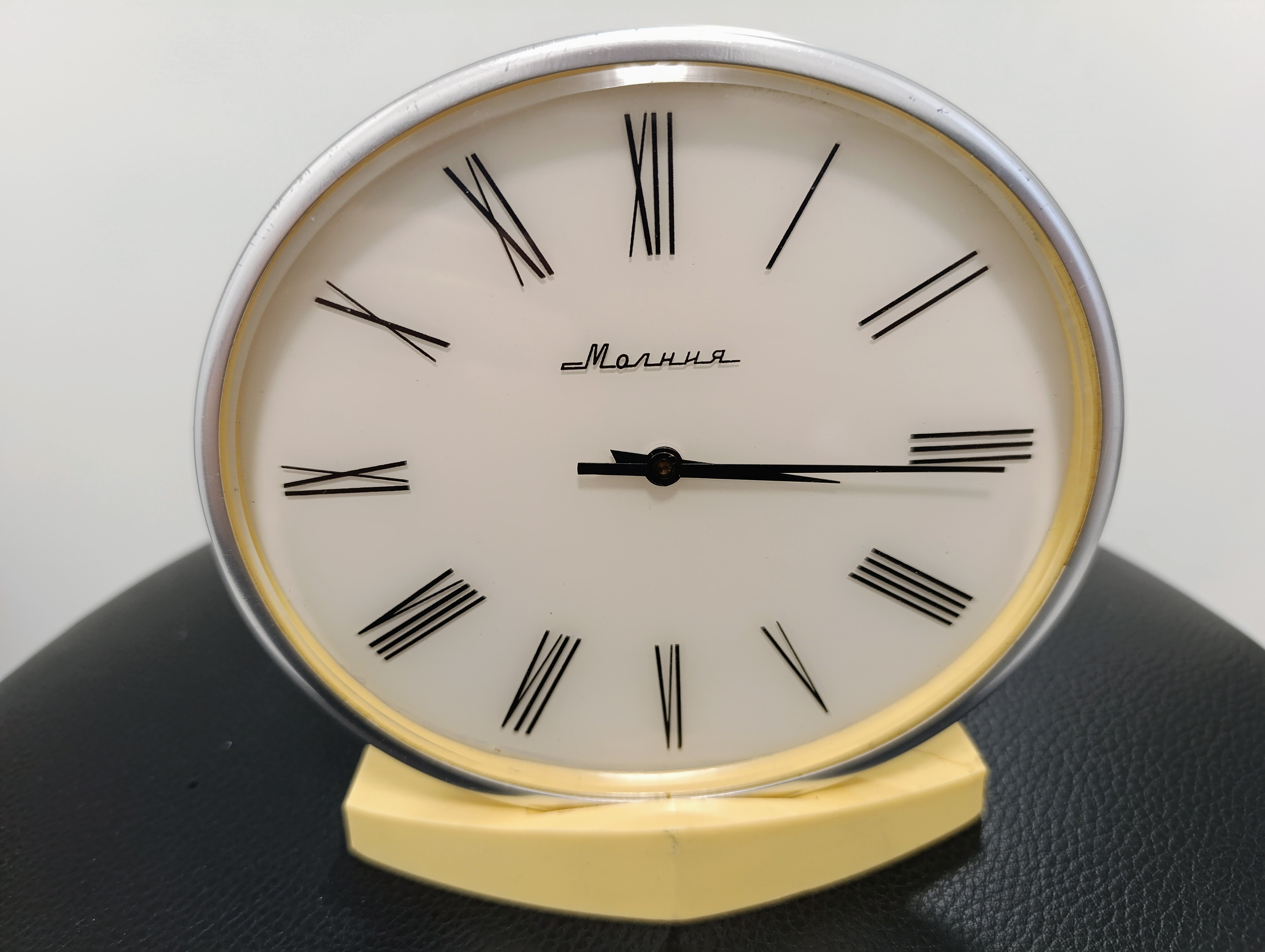 Molnija Soviet Table Clock. Vintage Clock 1960s Made in USSR