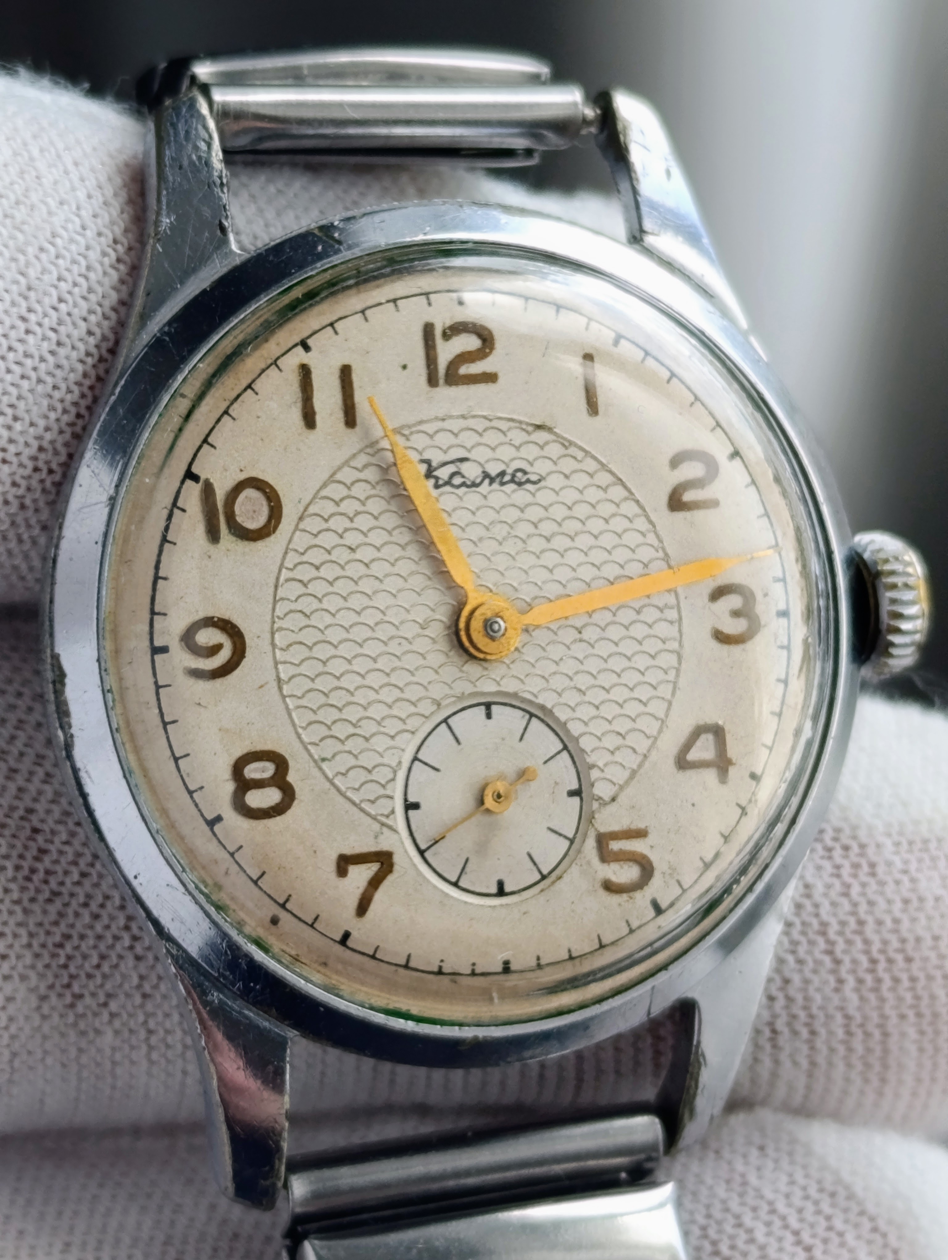 Kama Watch 1956 - Exquisite Soviet Timepiece for the True Connoisseur ...
